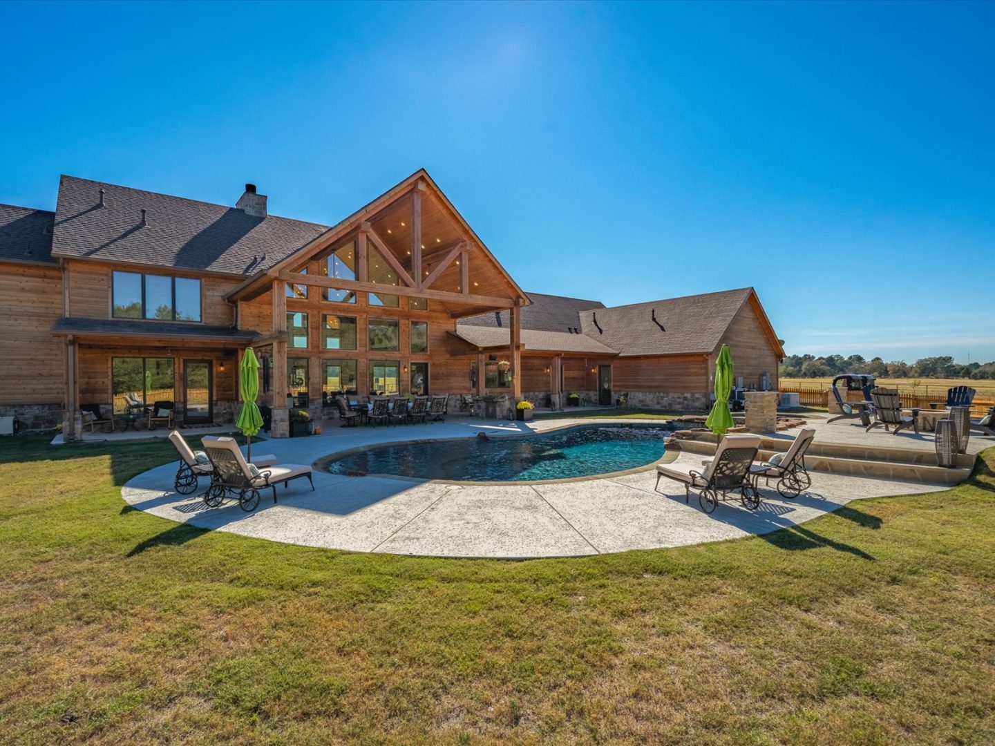 Lakefront Ranch in East Texas for Sale | UCRP