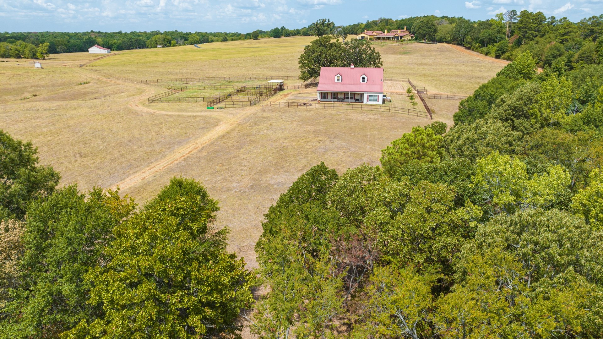 Luxury Cattle & Horse Ranch in East TX for Sale | UCRP