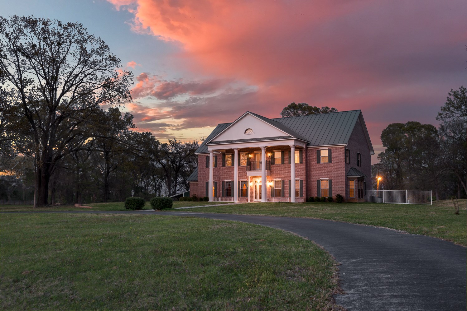 Luxury Cattle Ranch in Whitehouse, TX | UCRP